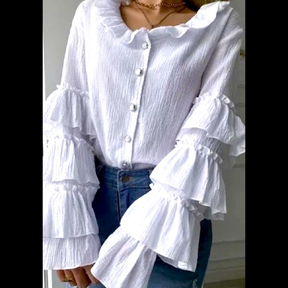 Lavishly Paris | Tops | Nwt Lavishly Paris Womans White Layered Frill ...